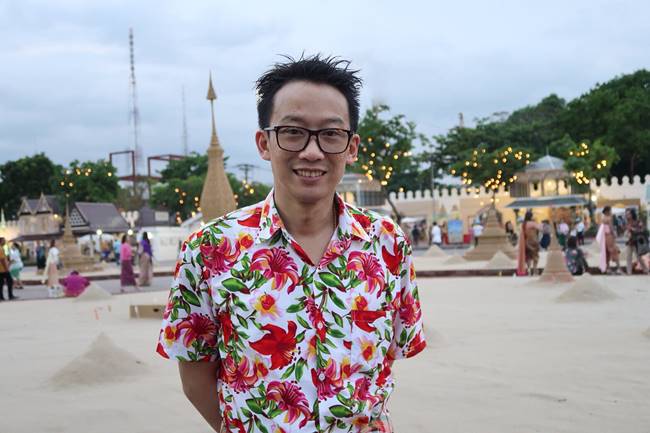 โอ๊ค พานทองแท้ เผยภาพประชุม ศอฉ. เอ๊ะ...ผู้ร่วมประชุมหน้าคุ้น ๆ