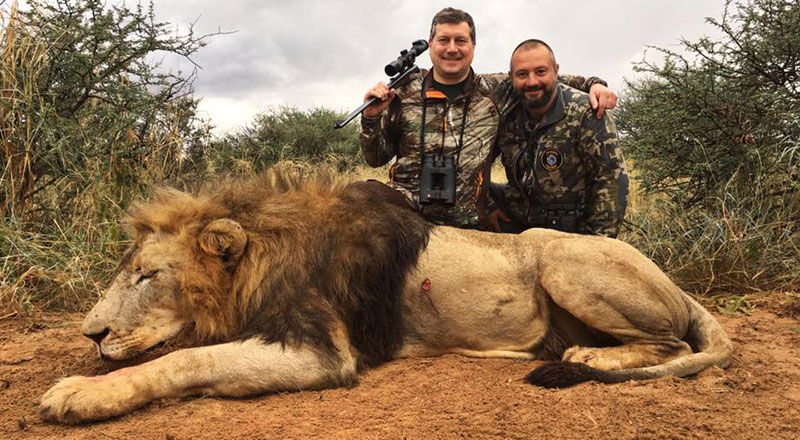 แพทย์สุดทนได้เงินน้อย ผันตัวเป็นพราน สร้างธุรกิจล่าสัตว์ ฆ่าสิงโต-ช้าง ...