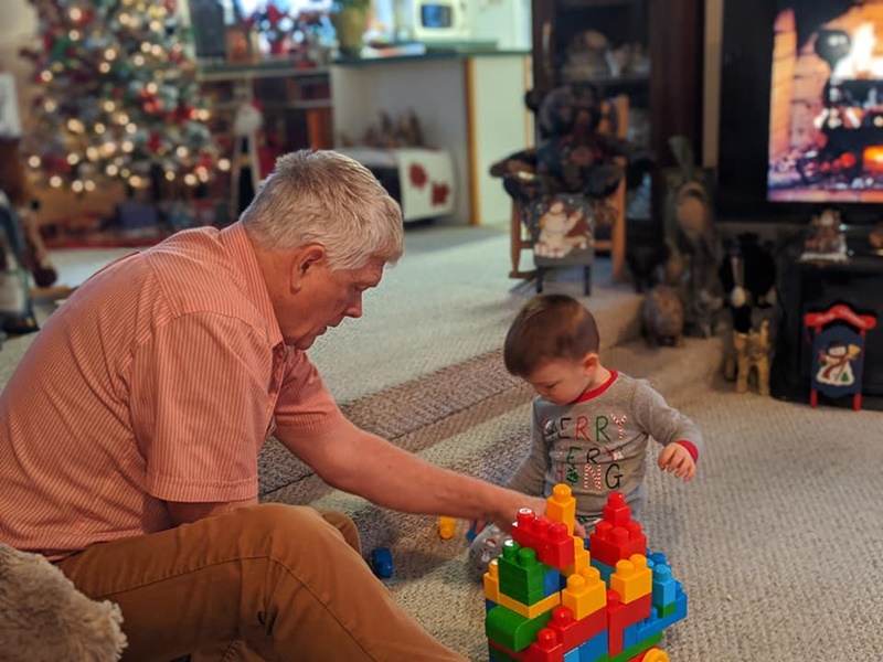 สาววัย 25 ครองรักสามีรุ่นปู่วัย 70 ปี อายุห่างกัน 45 ปี ไม่ใช่อุปสรรครัก