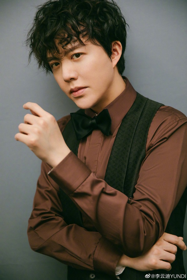 Li Yundi เจ้าชายนักเปียโน หนุ่มจีนคนดัง โดนจับ ฐานซื้อบริการสาวโสเภณี