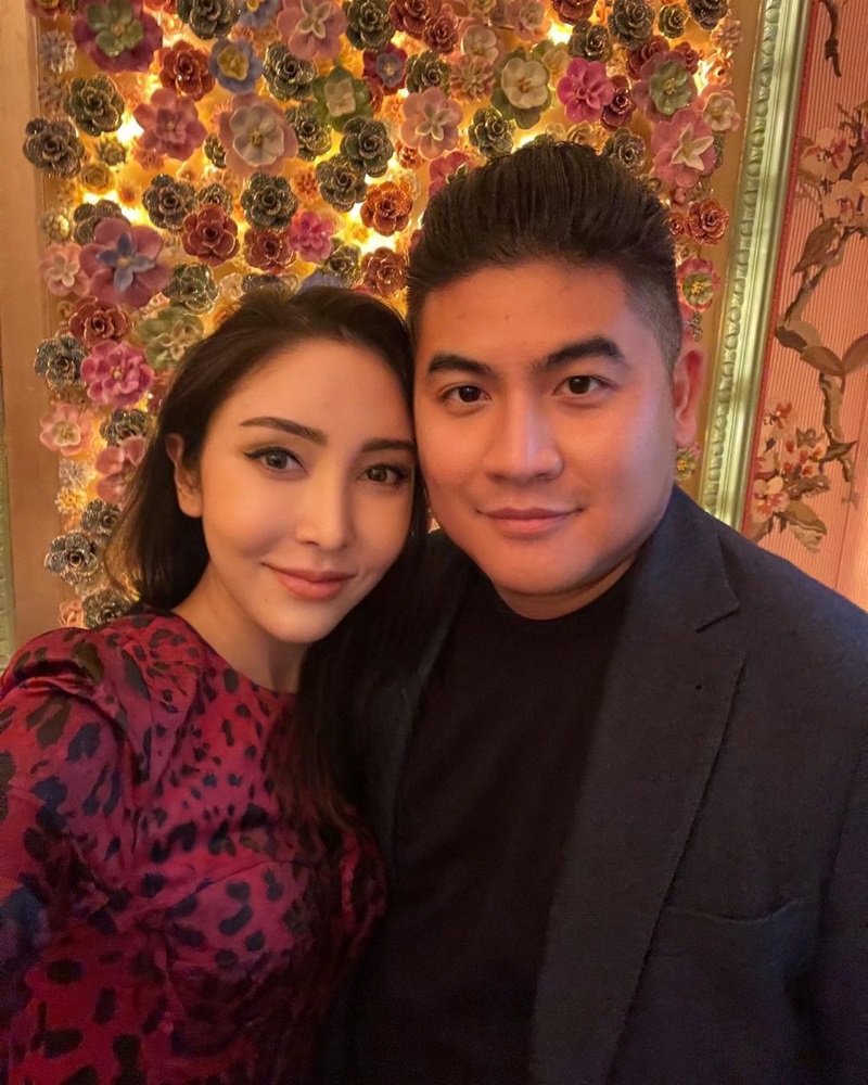 Leak Yim สามีบีท วิษณี ทายาทณุศาศิริ เจ้าของรถ Bugatti Chiron 300 ล้านที่คนไทยฮือฮา