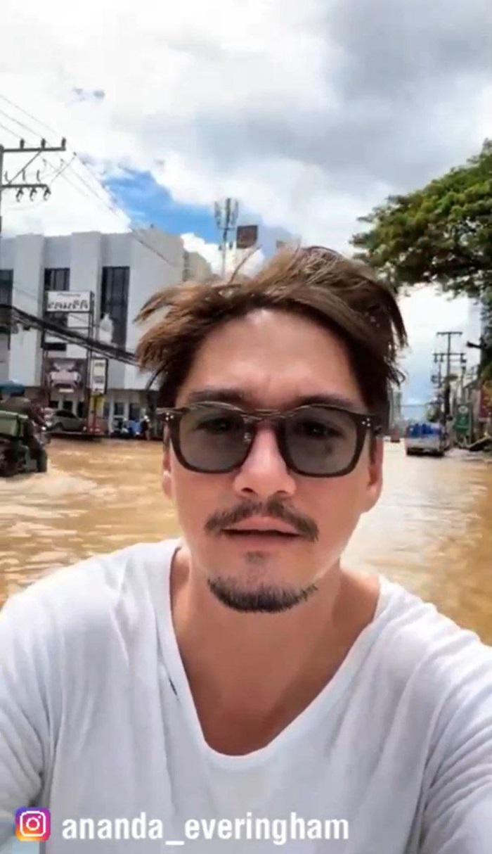 อนันดา เอเวอริงแฮม เจอน้ำท่วมเชียงใหม่ ไปโรงแรมยังต้องนั่งเรือ รู้สึก ...