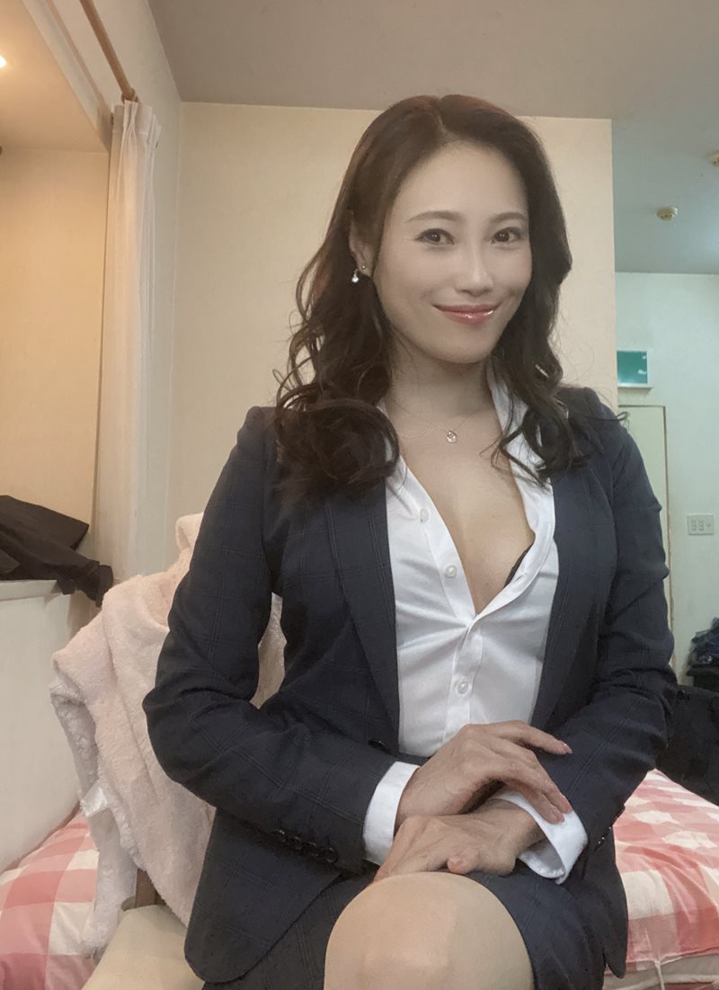 ยูกะ ทาดะ ดารา AV โดนดูหมิ่นเด็กเสี่ย จริง ๆ แล้ว สามีเป็นประธานบริษัท