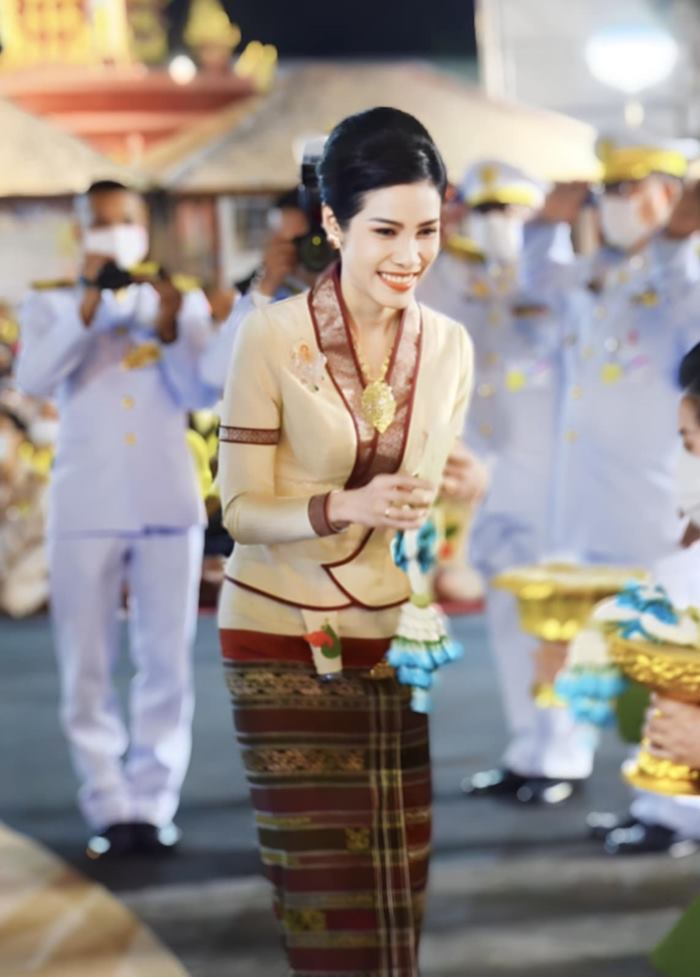 โปรดเกล้าฯ ให้ชื่อใหม่ เจ้าคุณพระสินีนาฏฯ ว่า เจ้าคุณพระสินีนาถ พิลาสกัลยาณี