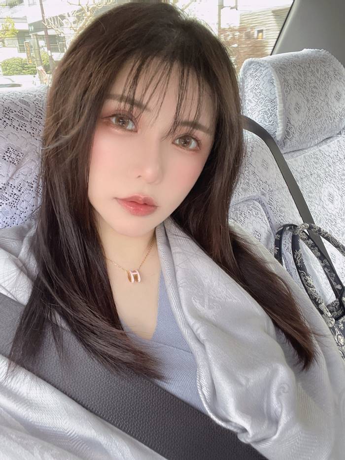 อดีตสาว AV เผยปัญหาเรื่องไซซ์ เต้าใหญ่จนชั้นในใส่ไม่ได้ มีแฟน ๆ รับไป ...