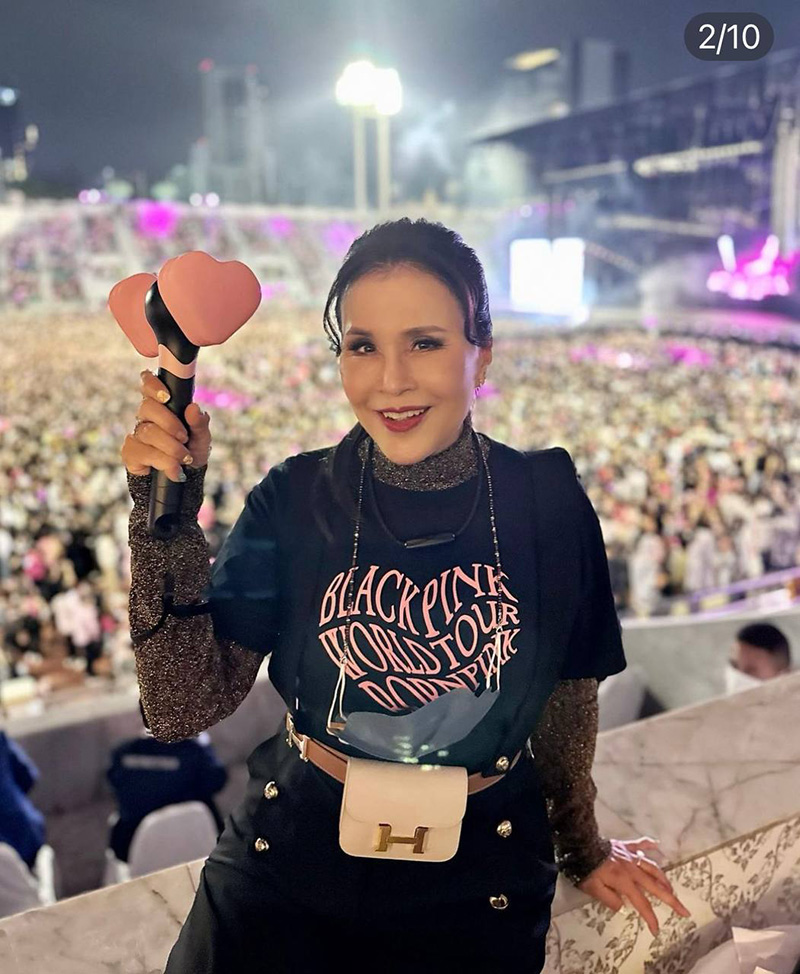 เฉลยที่มาไวรัล โรเซ่ สะกิด ลิซ่า ถามเรื่องวัดในสนามศุภชลาศัย ที่จัด ...